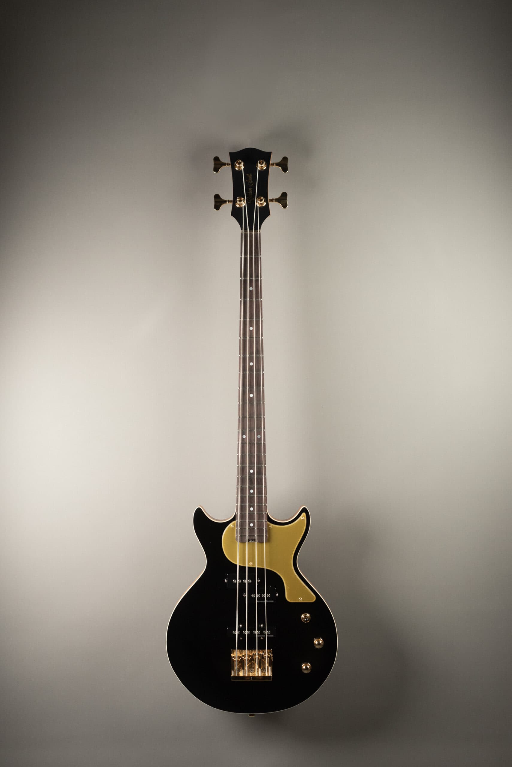 GS Bass| Gordon Smith Guitars